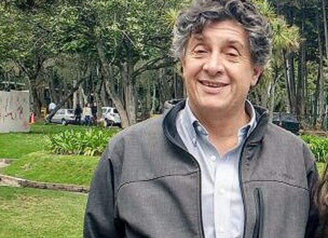 Ángel Samper, Juan Santiago - DiCCOL